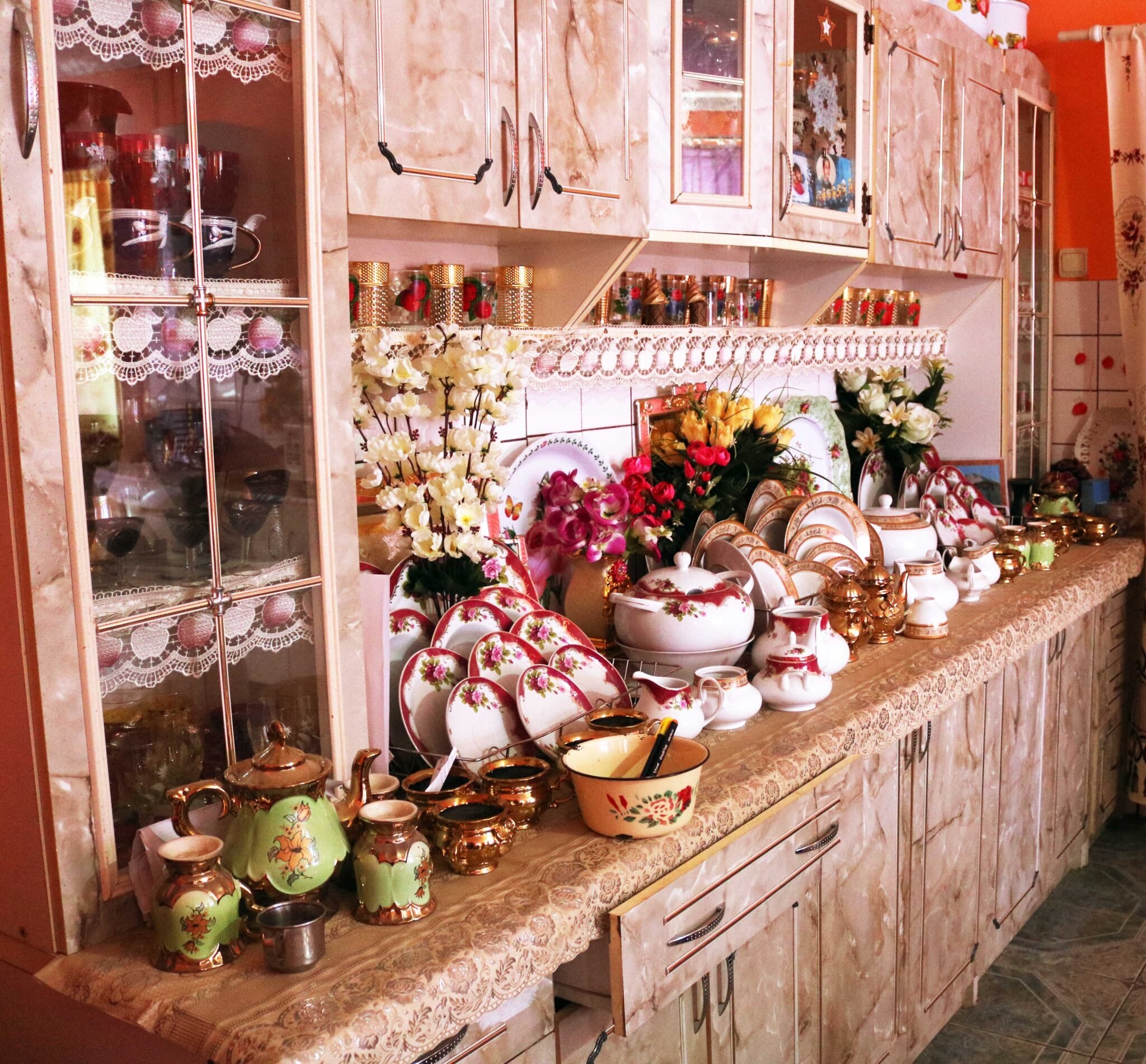 Romania: A Modern Witch's Guide to the Magic of Transylvania