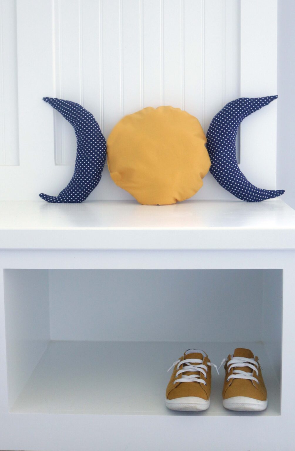 7 Witchy Full Moon Craft Ideas
