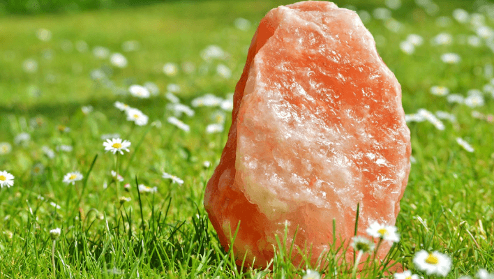 Halite: Folklore, Correspondences, Magickal & Spiritual Uses