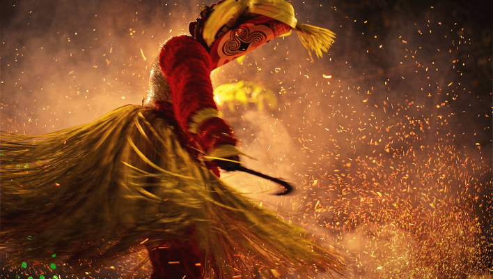 Ritual Garb in Witchcraft: Symbolism, Colors, Considerations