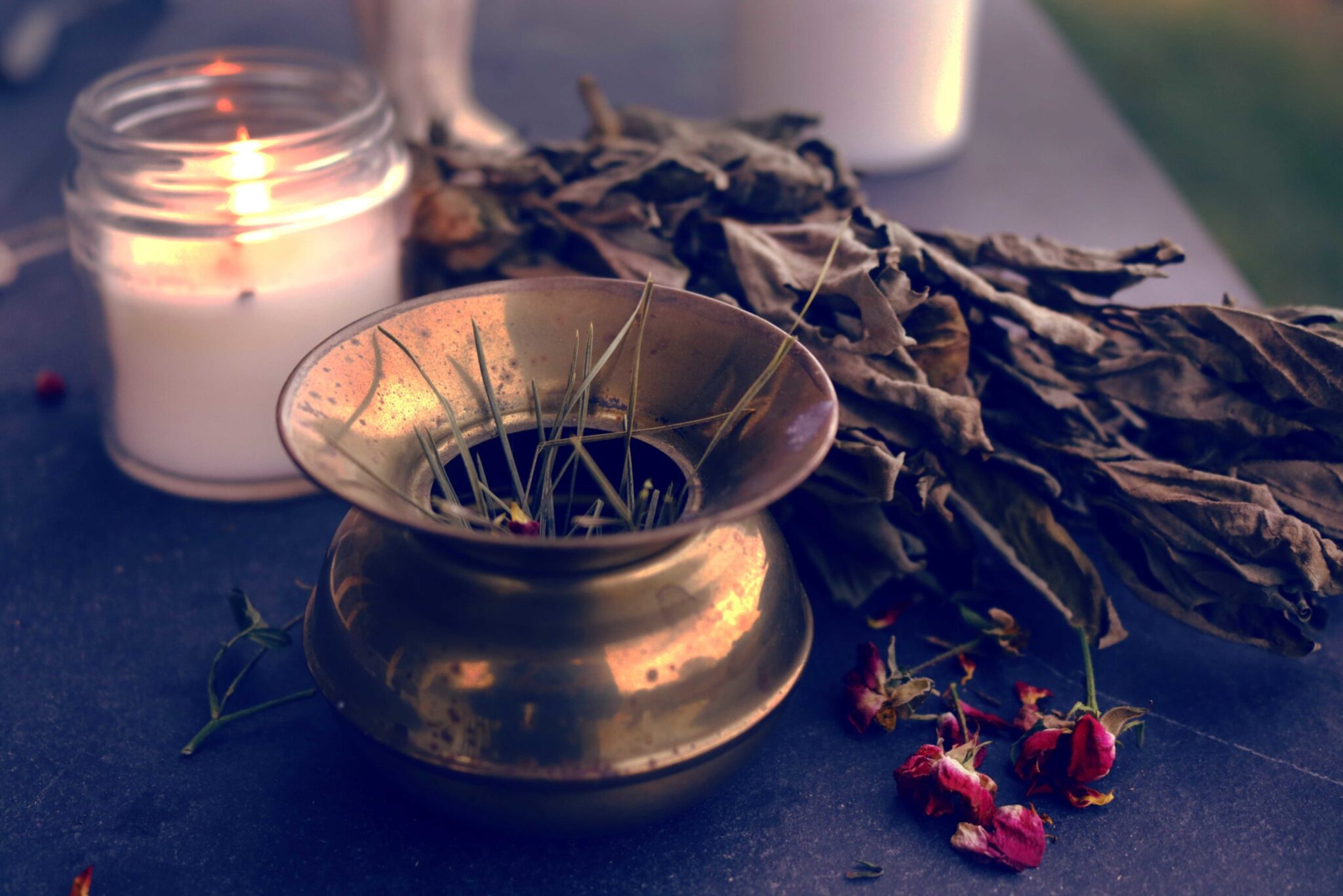 7 Easy Incense Recipes for Any Magic Spell