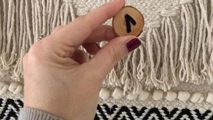 3 Elder Futhark Runes for Death [& How to Use Them]