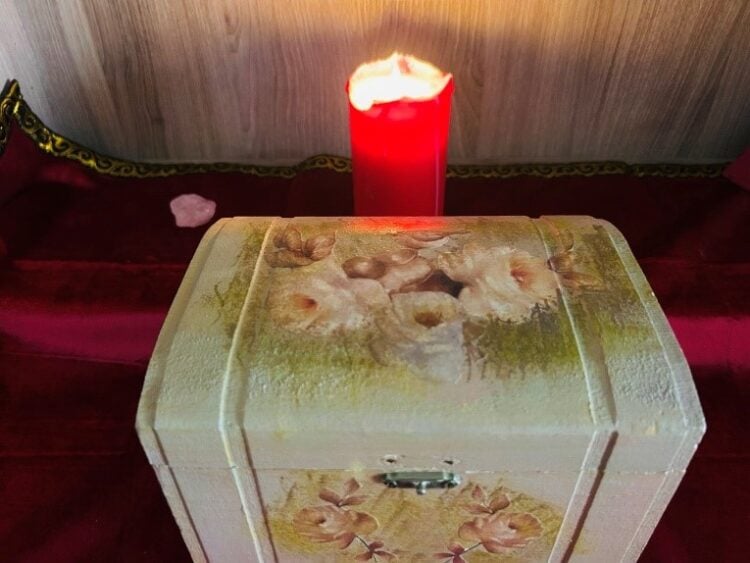 DIY Obsession Spells: Ways to Deepen Someone’s Focus on You