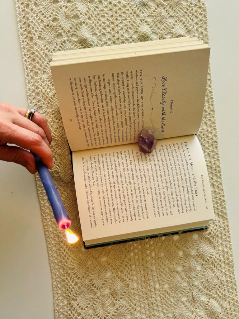 8 Ways to Use Purple Candles in Witchcraft (DIY With Pictures)