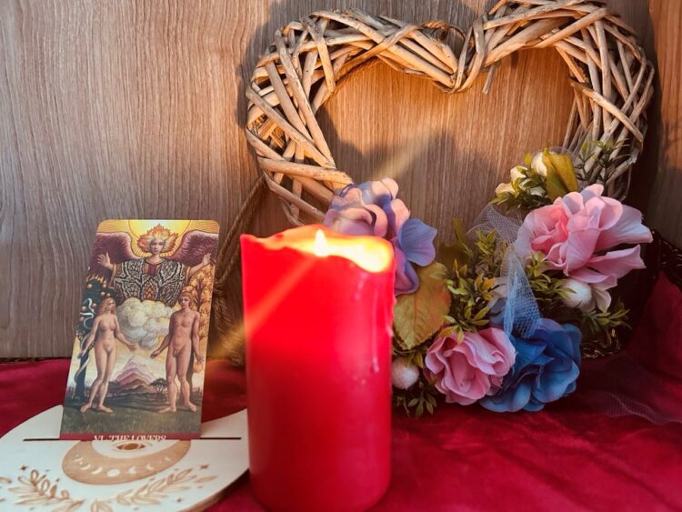 6 Ways to Use Red Candles in Witchcraft (DIY With Pictures)