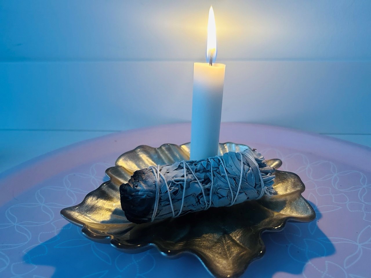 9 Ways to Use White Candles in Witchcraft (DIY With Pictures)