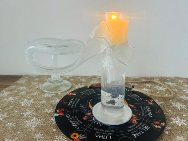 9 Ways to Use White Candles in Witchcraft (DIY With Pictures)